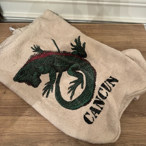 Vintage | Bags | Vintage 9s Cancun Iguana Coffee Ron Jon Style Rucksack ...